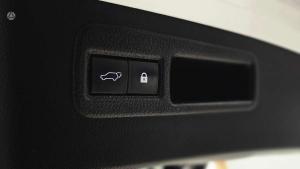 Белый Лексус NX 300h 2019 в Таллин, объемом двигателя 2.49 л и пробегом 71 тыс. км за 31995 €, фото 35 на AUTOMOTO.COM.LV