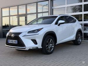 White Lexus NX 300h 2019 in Vilnius, with an engine capacity of 2.49 L and mileage of 211 thousand km for 24000 €, photo 3 on AUTOMOTO.COM.LV