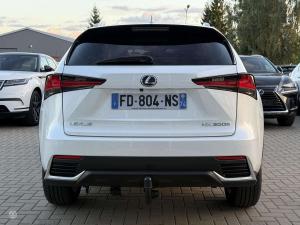 White Lexus NX 300h 2019 in Vilnius, with an engine capacity of 2.49 L and mileage of 211 thousand km for 24000 €, photo 14 on AUTOMOTO.COM.LV