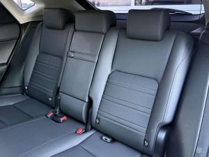 White Lexus NX 300h 2019 in Vilnius, with an engine capacity of 2.49 L and mileage of 211 thousand km for 24000 €, photo 30 on AUTOMOTO.COM.LV