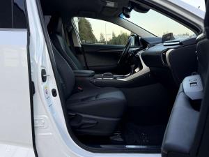 White Lexus NX 300h 2019 in Vilnius, with an engine capacity of 2.49 L and mileage of 211 thousand km for 24000 €, photo 36 on AUTOMOTO.COM.LV