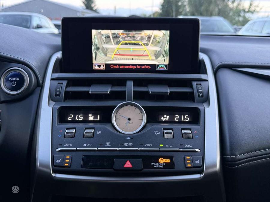 White Lexus NX 300h 2019 in Vilnius, with an engine capacity of 2.49 L and mileage of 211 thousand km for 24000 €, photo 47 on AUTOMOTO.COM.LV