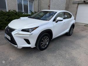 Белый Лексус NX 300h 2019 в Клайпеда, объемом двигателя 2.49 л и пробегом 120 тыс. км за 15000 €, фото 11 на AUTOMOTO.COM.LV