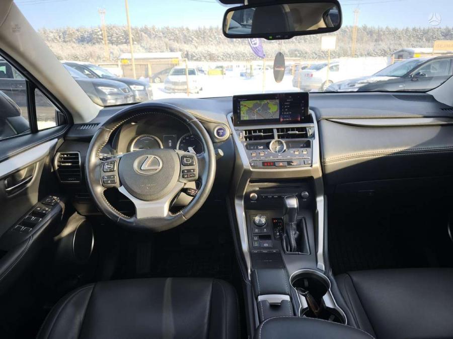 Balts Lexus NX 300h 2020 Viļņa, ar dzinēja tilpumu 2.50 L un nobraukumu 249 tūkst. km par 22700 €, foto 19 vietnē AUTOMOTO.COM.LV