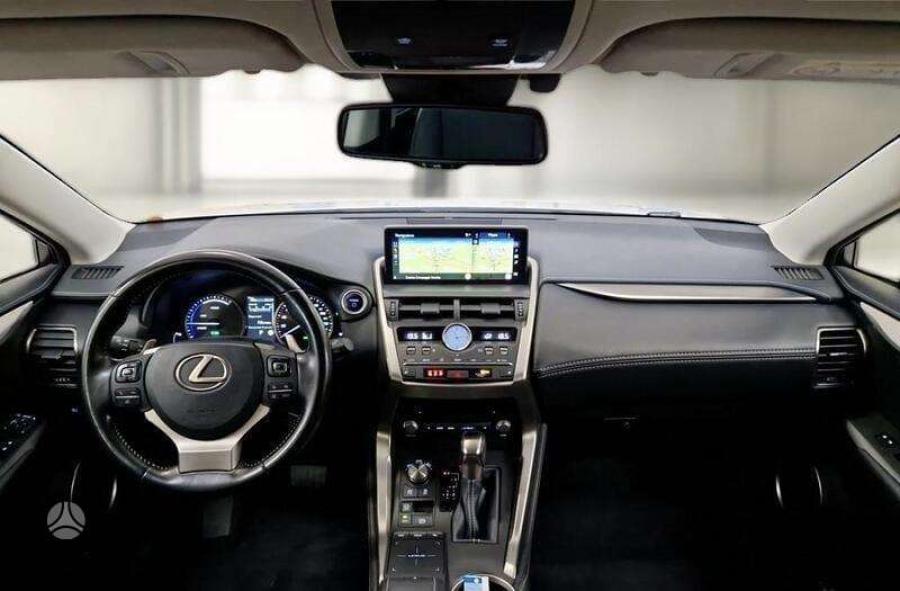 Белый Лексус NX 300h 2020 в Каунас, объемом двигателя 2.49 л и пробегом 118 тыс. км за 29400 €, фото 7 на AUTOMOTO.COM.LV