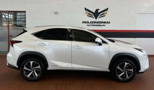 White Lexus NX 300h 2020 in Kaunas, with an engine capacity of 2.49 L and mileage of 139 thousand km for 29980 €, photo 5 on AUTOMOTO.COM.LV