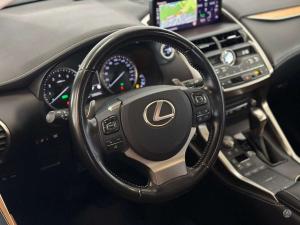 White Lexus NX 300h 2020 in Kaunas, with an engine capacity of 2.49 L and mileage of 139 thousand km for 29980 €, photo 8 on AUTOMOTO.COM.LV