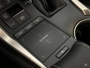 White Lexus NX 300h 2020 in Kaunas, with an engine capacity of 2.49 L and mileage of 139 thousand km for 29980 €, photo 22 on AUTOMOTO.COM.LV