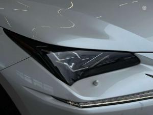 White Lexus NX 300h 2020 in Kaunas, with an engine capacity of 2.49 L and mileage of 139 thousand km for 29980 €, photo 38 on AUTOMOTO.COM.LV