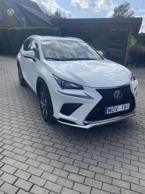 Белый Лексус NX 300h 2020 в Мажейкяй, объемом двигателя 2.49 л и пробегом 72 тыс. км за 27900 €, фото 3 на AUTOMOTO.COM.LV