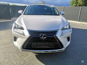 Balts Lexus NX 300h 2020 Viļņa, ar dzinēja tilpumu 2.50 L un nobraukumu 183 tūkst. km par 27700 €, foto  vietnē AUTOMOTO.COM.LV