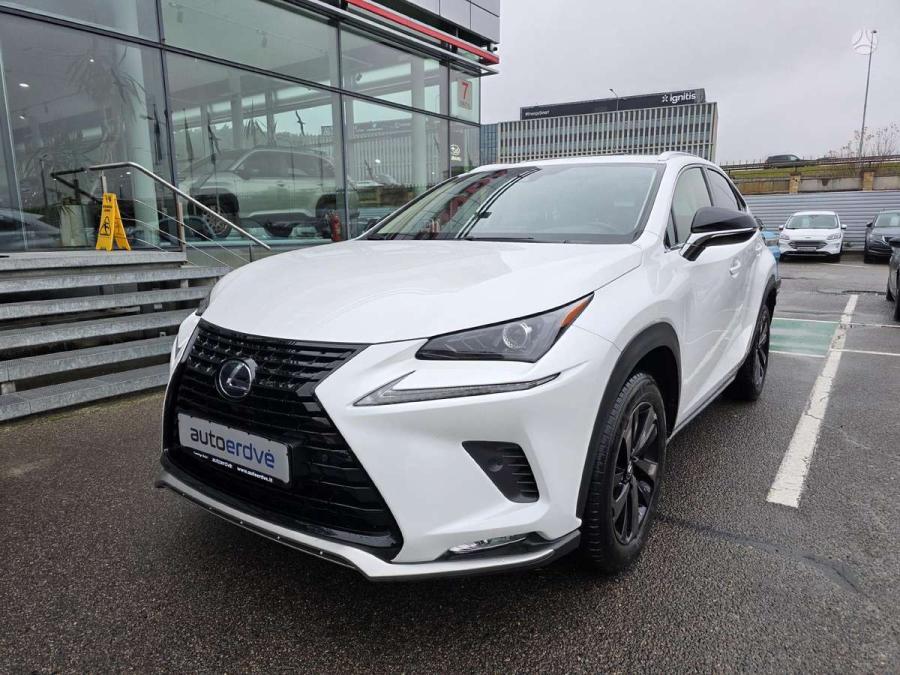 Balts Lexus NX 300h 2022 Viļņa, ar dzinēja tilpumu 2.49 L un nobraukumu 86 tūkst. km par 31500 €, foto 1 vietnē AUTOMOTO.COM.LV