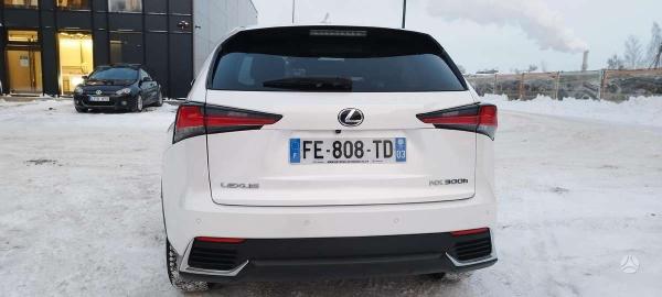 Balts Lexus NX 300h 2019 Viļņa, ar dzinēja tilpumu 2.49 L un nobraukumu 117 tūkst. km par 25900 €, foto 5 vietnē AUTOMOTO.COM.LV