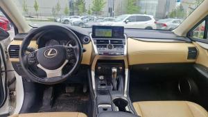 Белый Лексус NX 300h 2019 в Вильнюс, объемом двигателя 2.49 л и пробегом 209 тыс. км за 20500 €, фото 3 на AUTOMOTO.COM.LV