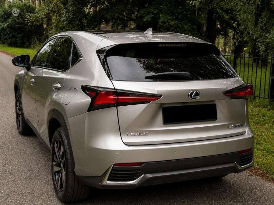 Желтый Лексус NX 300h 2019 в Вильнюс, объемом двигателя 2.49 л и пробегом 283 тыс. км за 20700 €, фото 10 на AUTOMOTO.COM.LV