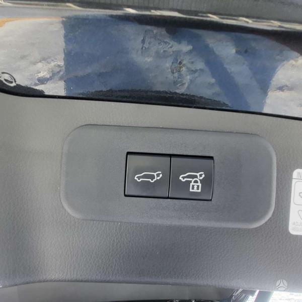 Black Lexus NX 350h 2022 in Siauliai, with an engine capacity of 2.50 L and mileage of 48 thousand km for 42000 €, photo 11 on AUTOMOTO.COM.LV