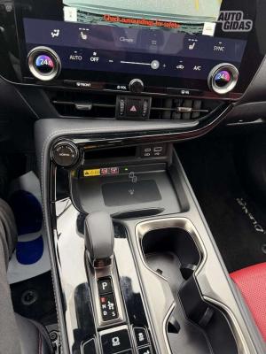 Black Lexus NX 350h 2022 in Vilnius, with an engine capacity of 0.00 L and mileage of 185 thousand km for 33500 €, photo 28 on AUTOMOTO.COM.LV