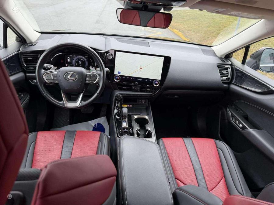 Black Lexus NX 350h 2022 in Vilnius, with an engine capacity of 2.50 L and mileage of 186 thousand km for 33500 €, photo 12 on AUTOMOTO.COM.LV