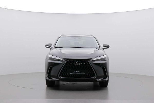 Black Lexus NX 350h 2022 in Vilnius, with an engine capacity of 2.49 L and mileage of 126 thousand km for 38900 €, photo 5 on AUTOMOTO.COM.LV