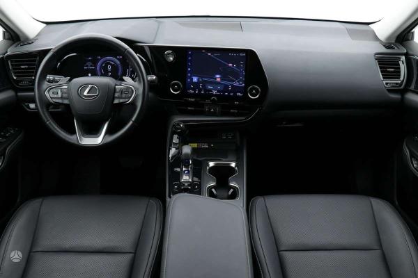 Black Lexus NX 350h 2022 in Vilnius, with an engine capacity of 2.49 L and mileage of 126 thousand km for 38900 €, photo 6 on AUTOMOTO.COM.LV