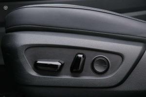 Черный Лексус NX 350h 2022 в Вильнюс, объемом двигателя 2.49 л и пробегом 126 тыс. км за 38900 €, фото 26 на AUTOMOTO.COM.LV