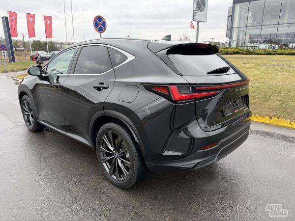 Черный Лексус NX 350h 2022 в Вильнюс, объемом двигателя 2.50 л и пробегом 186 тыс. км за 33500 €, фото 7 на AUTOMOTO.COM.LV