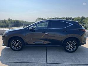 Черный Лексус NX 350h 2022 в Вильнюс, объемом двигателя 2.49 л и пробегом 200 тыс. км за 28999 €, фото 5 на AUTOMOTO.COM.LV