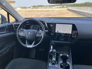 Черный Лексус NX 350h 2022 в Вильнюс, объемом двигателя 2.49 л и пробегом 200 тыс. км за 28999 €, фото 15 на AUTOMOTO.COM.LV