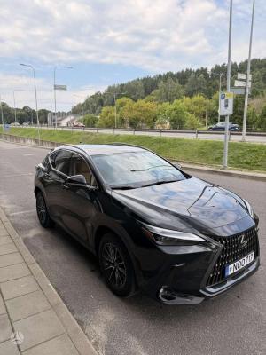 Черный Лексус NX 350h 2022 в Вильнюс, объемом двигателя 2.49 л и пробегом 40 тыс. км за 43700 €, фото 5 на AUTOMOTO.COM.LV