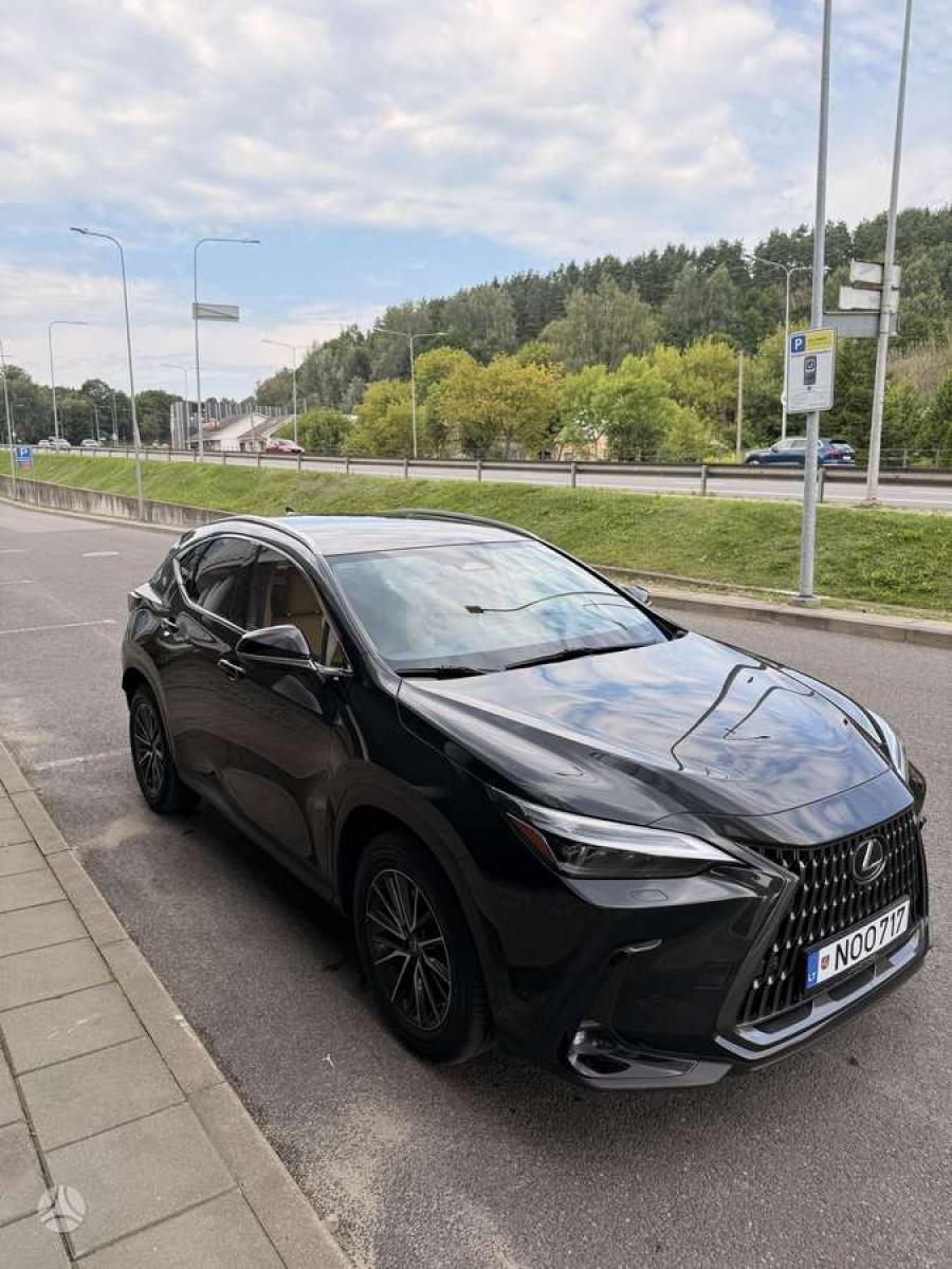 Черный Лексус NX 350h 2022 в Вильнюс, объемом двигателя 2.49 л и пробегом 40 тыс. км за 43700 €, фото 5 на AUTOMOTO.COM.LV