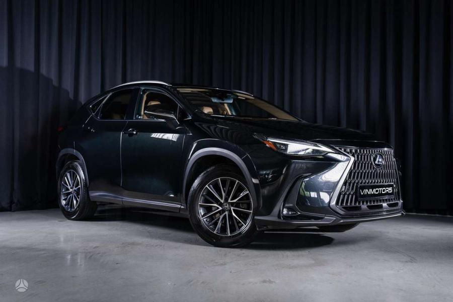 Black Lexus NX 350h 2022 in Vilnius, with an engine capacity of 2.49 L and mileage of 39 thousand km for 45999 €, photo 4 on AUTOMOTO.COM.LV
