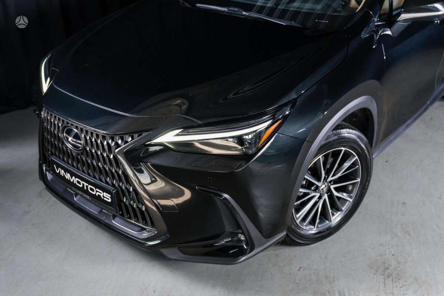 Black Lexus NX 350h 2022 in Vilnius, with an engine capacity of 2.49 L and mileage of 39 thousand km for 45999 €, photo 8 on AUTOMOTO.COM.LV