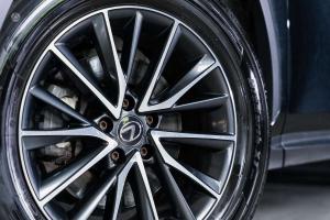 Black Lexus NX 350h 2022 in Vilnius, with an engine capacity of 2.49 L and mileage of 39 thousand km for 45999 €, photo 11 on AUTOMOTO.COM.LV