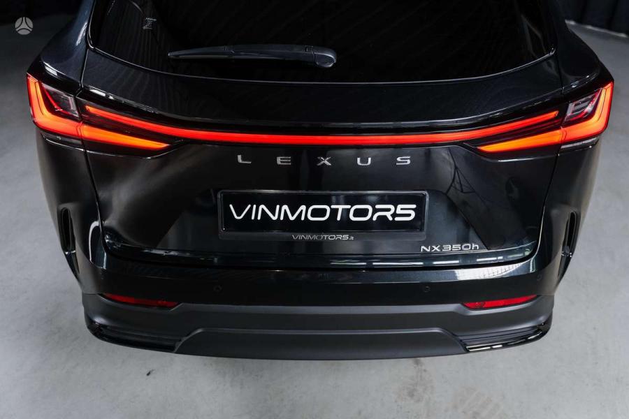 Black Lexus NX 350h 2022 in Vilnius, with an engine capacity of 2.49 L and mileage of 39 thousand km for 45999 €, photo 12 on AUTOMOTO.COM.LV