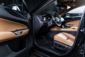 Black Lexus NX 350h 2022 in Vilnius, with an engine capacity of 2.49 L and mileage of 39 thousand km for 45999 €, photo 16 on AUTOMOTO.COM.LV