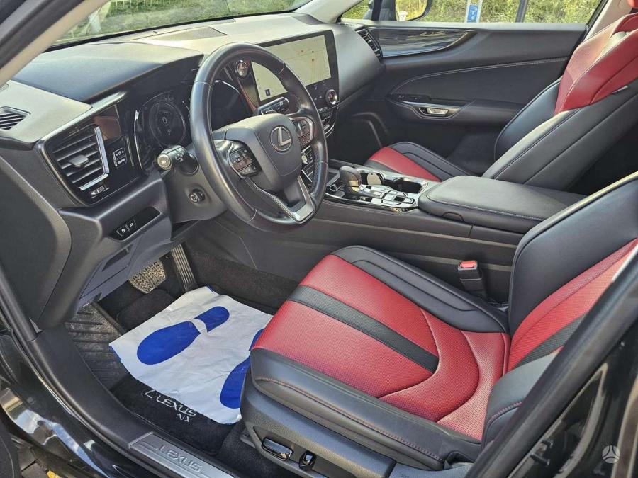 Черный Лексус NX 350h 2022 в Вильнюс, объемом двигателя 2.50 л и пробегом 187 тыс. км за 33500 €, фото 13 на AUTOMOTO.COM.LV