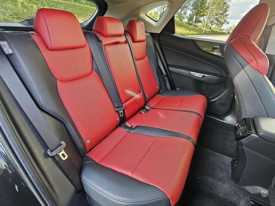 Черный Лексус NX 350h 2022 в Вильнюс, объемом двигателя 2.50 л и пробегом 187 тыс. км за 33500 €, фото 22 на AUTOMOTO.COM.LV