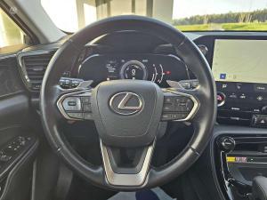 Черный Лексус NX 350h 2022 в Вильнюс, объемом двигателя 2.50 л и пробегом 187 тыс. км за 33500 €, фото 33 на AUTOMOTO.COM.LV