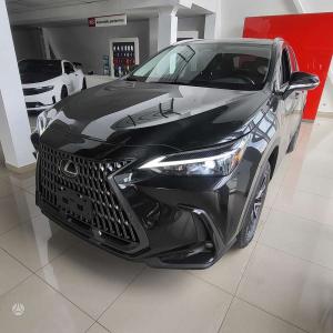 Черный Лексус NX 350h 2022 в Шяуляй, объемом двигателя 2.50 л и пробегом 48 тыс. км за 36999 €, фото 3 на AUTOMOTO.COM.LV