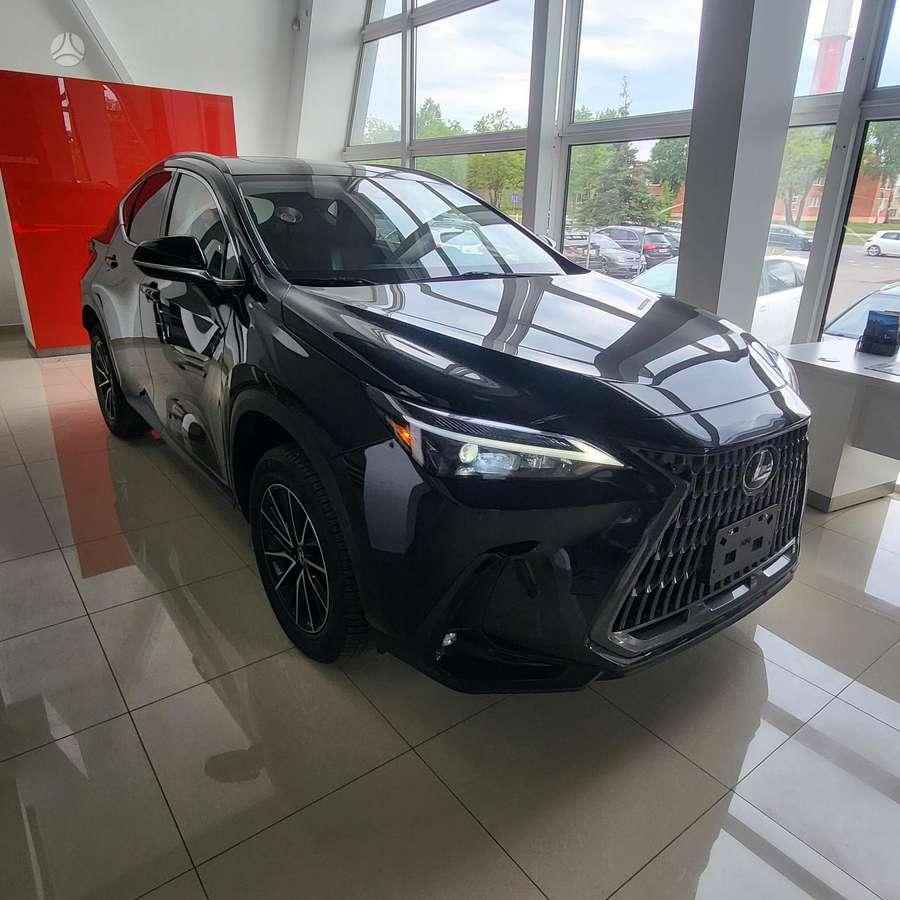 Черный Лексус NX 350h 2022 в Шяуляй, объемом двигателя 2.50 л и пробегом 48 тыс. км за 36999 €, фото 6 на AUTOMOTO.COM.LV