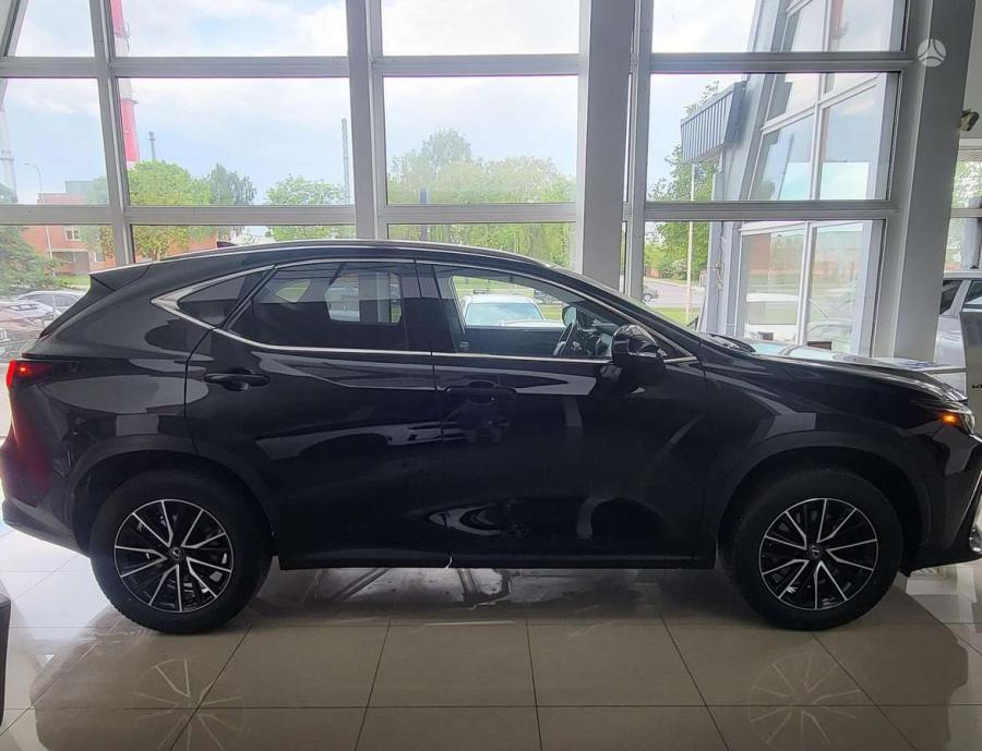 Черный Лексус NX 350h 2022 в Шяуляй, объемом двигателя 2.50 л и пробегом 48 тыс. км за 36999 €, фото 7 на AUTOMOTO.COM.LV