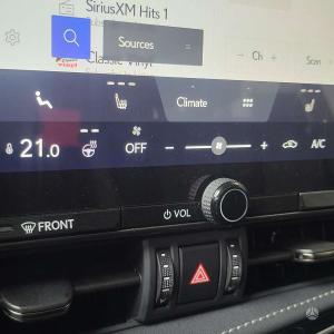 Черный Лексус NX 350h 2022 в Шяуляй, объемом двигателя 2.50 л и пробегом 48 тыс. км за 36999 €, фото 14 на AUTOMOTO.COM.LV