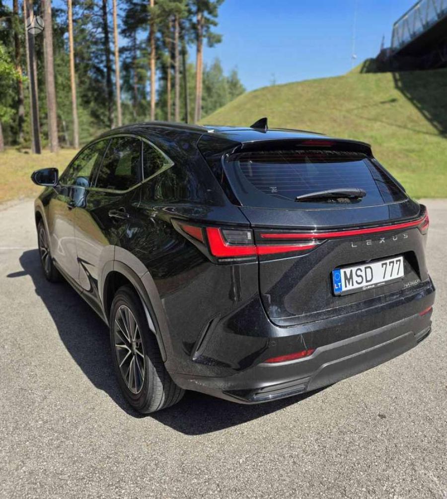 Черный Лексус NX 350h 2022 в Вильнюс, объемом двигателя 2.50 л и пробегом 62 тыс. км за 41200 €, фото 10 на AUTOMOTO.COM.LV