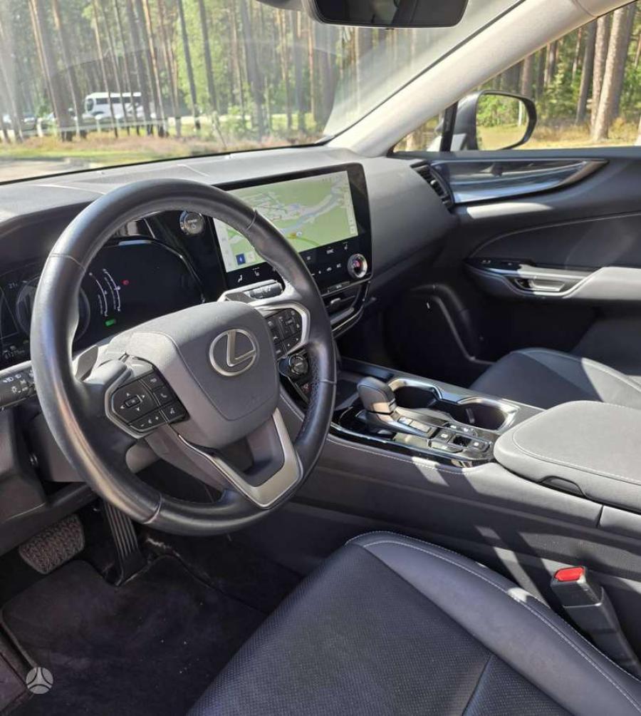 Черный Лексус NX 350h 2022 в Вильнюс, объемом двигателя 2.50 л и пробегом 62 тыс. км за 41200 €, фото 13 на AUTOMOTO.COM.LV