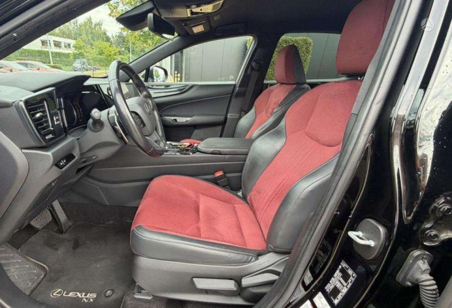 Черный Лексус NX 350h 2022 в Вильнюс, объемом двигателя 2.50 л и пробегом 75 тыс. км за 39950 €, фото 8 на AUTOMOTO.COM.LV
