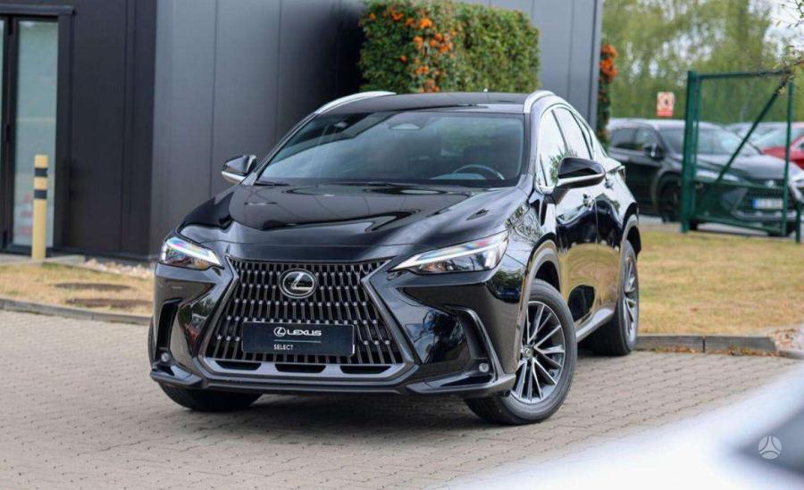 Черный Лексус NX 350h 2022 в Вильнюс, объемом двигателя 2.50 л и пробегом 75 тыс. км за 39950 €, фото 14 на AUTOMOTO.COM.LV