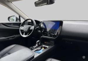 Черный Лексус NX 350h 2023 в Вильнюс, объемом двигателя 2.49 л и пробегом 46 тыс. км за 42000 €, фото 5 на AUTOMOTO.COM.LV