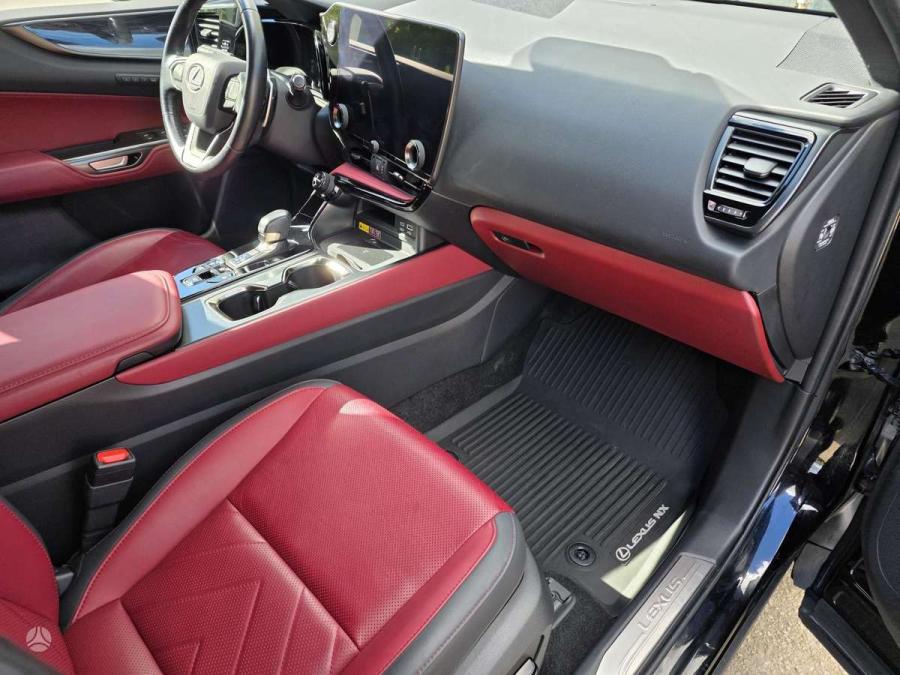 Черный Лексус NX 350h 2023 в Паневежис, объемом двигателя 2.49 л и пробегом 51 тыс. км за 39000 €, фото 11 на AUTOMOTO.COM.LV