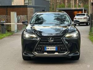 Melns Lexus NX 350h 2023 Viļņa, ar dzinēja tilpumu 2.49 L un nobraukumu 155 tūkst. km par 33500 €, foto 7 vietnē AUTOMOTO.COM.LV