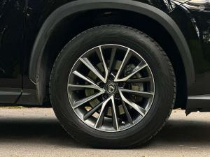 Melns Lexus NX 350h 2023 Viļņa, ar dzinēja tilpumu 2.49 L un nobraukumu 155 tūkst. km par 33500 €, foto 8 vietnē AUTOMOTO.COM.LV